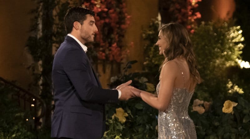 ‘The Bachelorette’ Spoilers: Hannah Brown Invites Tyler Gwozdz On First ...