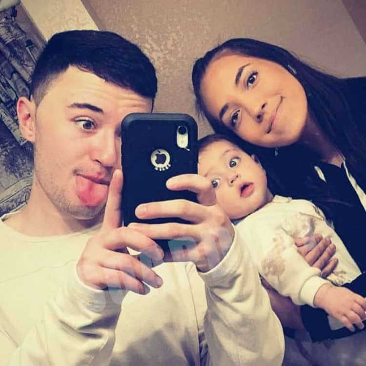 'Unexpected': Max Schenzel Living in a Sober House - Back with Chloe ...