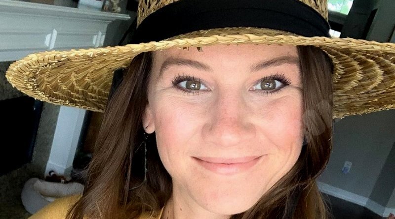 'OutDaughtered': Danielle Busby Shows Off Outdoor Temp Kitchen During ...