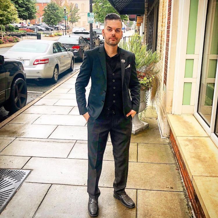 '90 Day Fiance': Tim Malcolm Dresses Up for Wedding | Soap Dirt