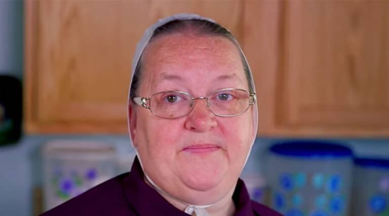 'Return to Amish': Mama Mary Schmucker Working on Tell-All Biography ...