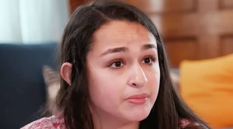 'I Am Jazz': Jazz Jennings Wiped out on Slopes | Soap Dirt