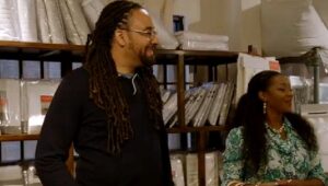 'Seeking Brother Husband': Kenya & Carl's Awkward Conversation | Soap Dirt